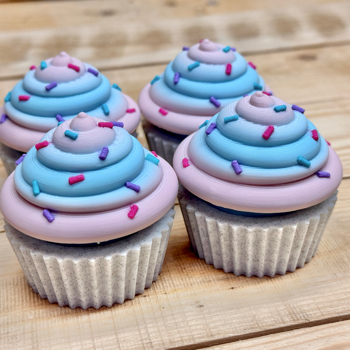 3D Printable Cupcake Clicker. by ENIQUE3D